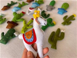 Lama PDF Pattern by Felt Store Art Patterns | EmbroideryDesigns.com