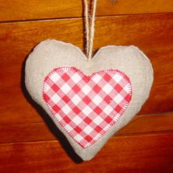 Padded Heart Applique Embroidery Design | EmbroideryDesigns.com